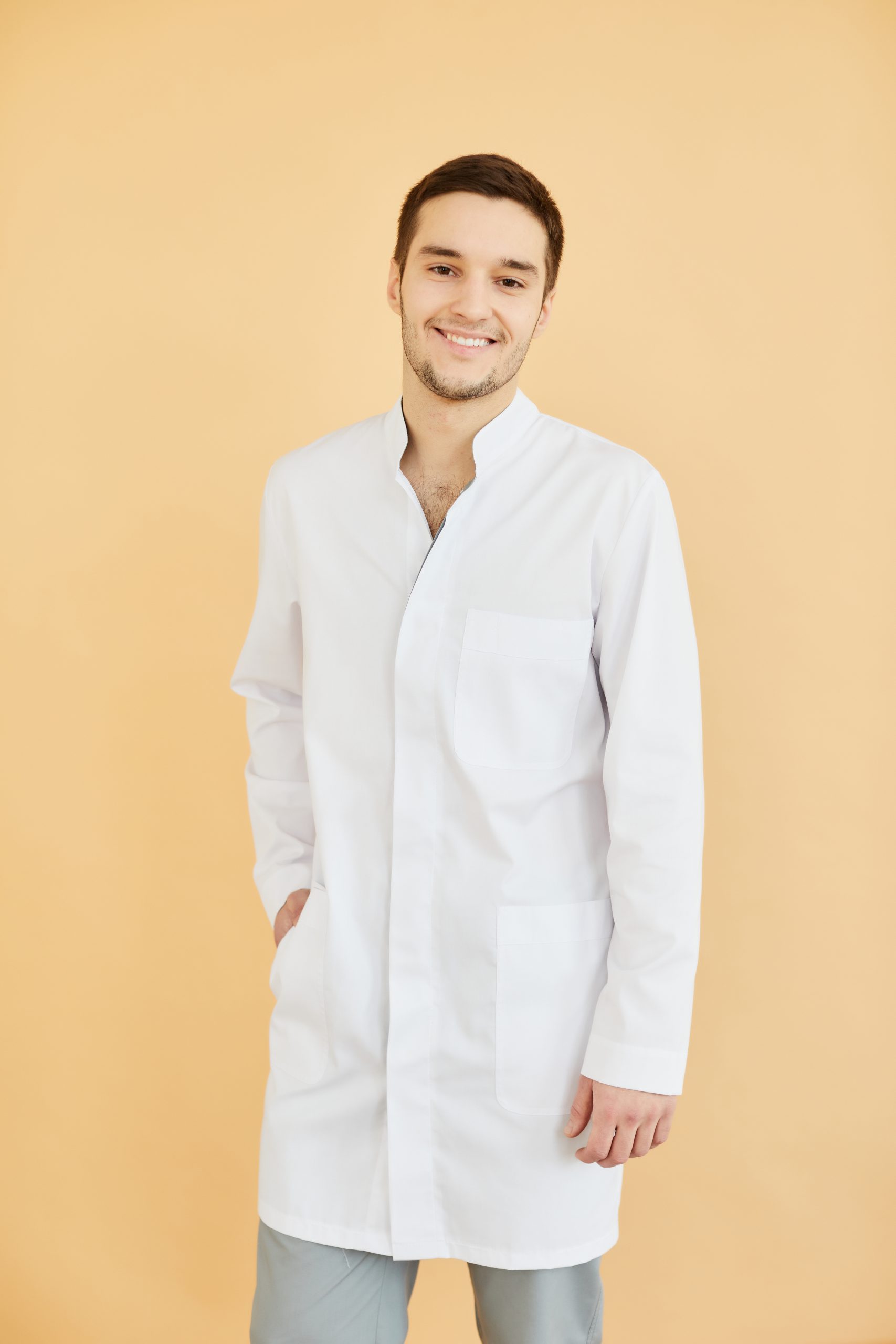 Медицинский халат Мирон | DOCWEAR